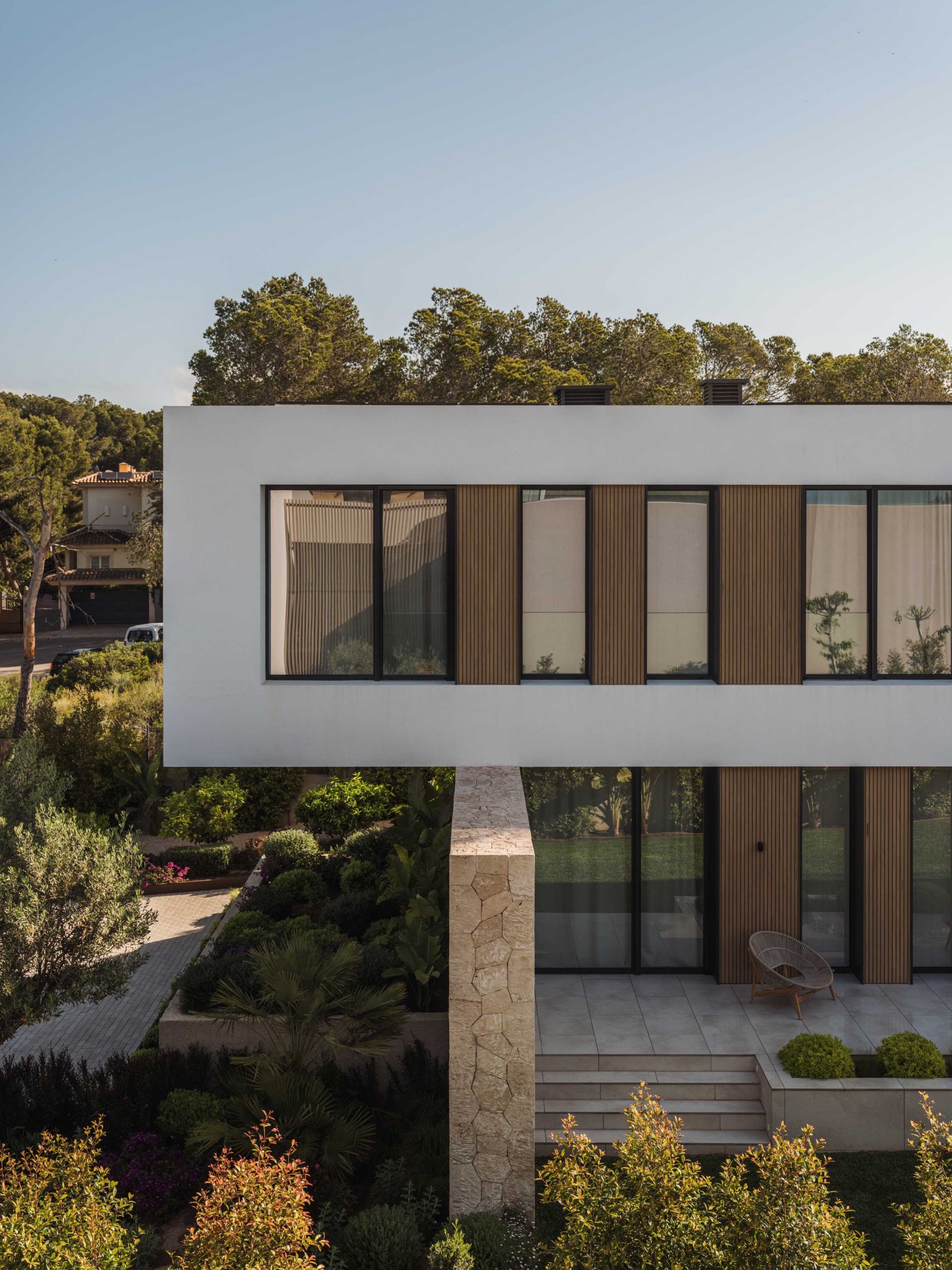 JAIME SALVÁ, Architecture & Interior Design - J614 Azure